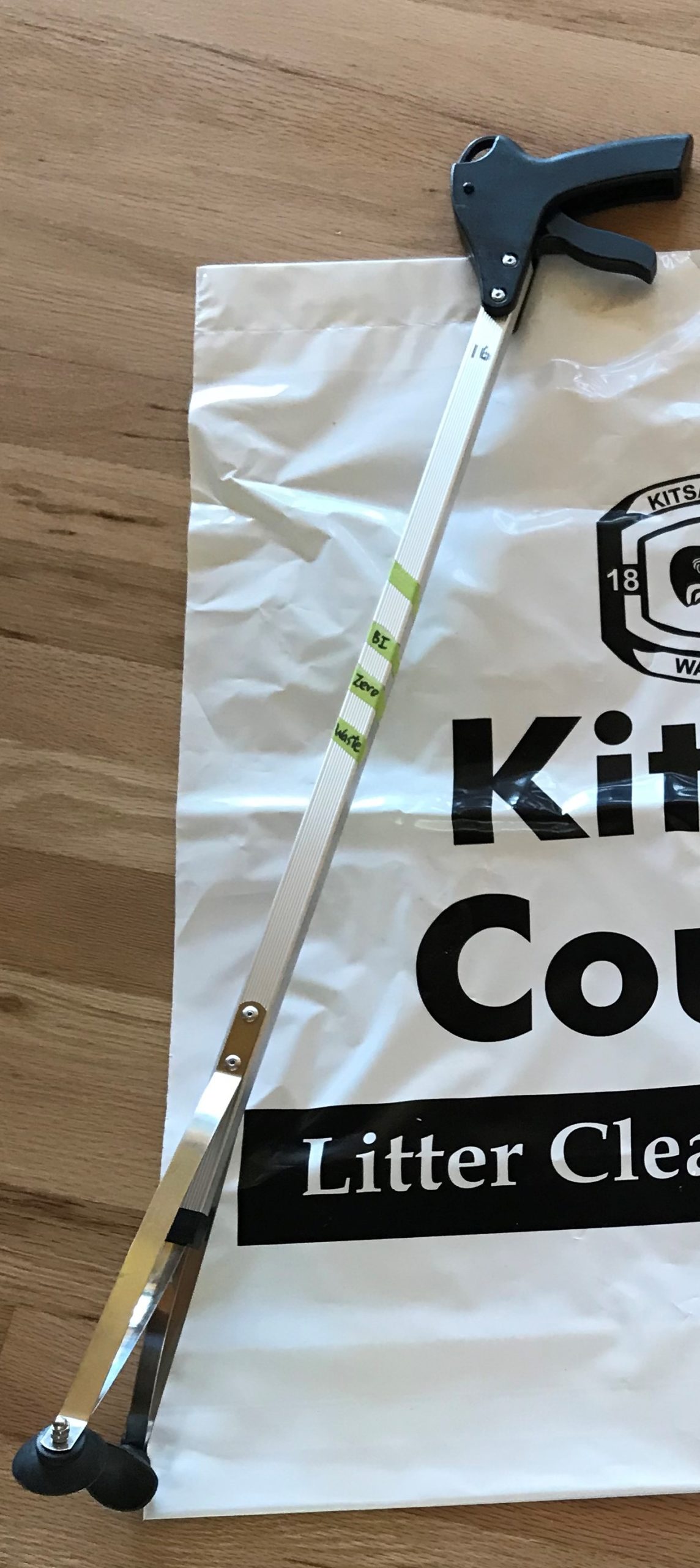 Litter clean-up - Sustainable Bainbridge